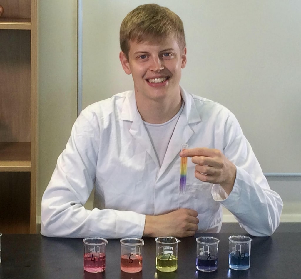 Dr Sam Rowe